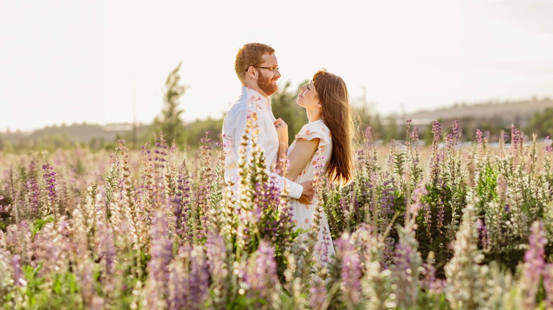Pacific Northwest Elopement Photographer - Essence of Us Photography